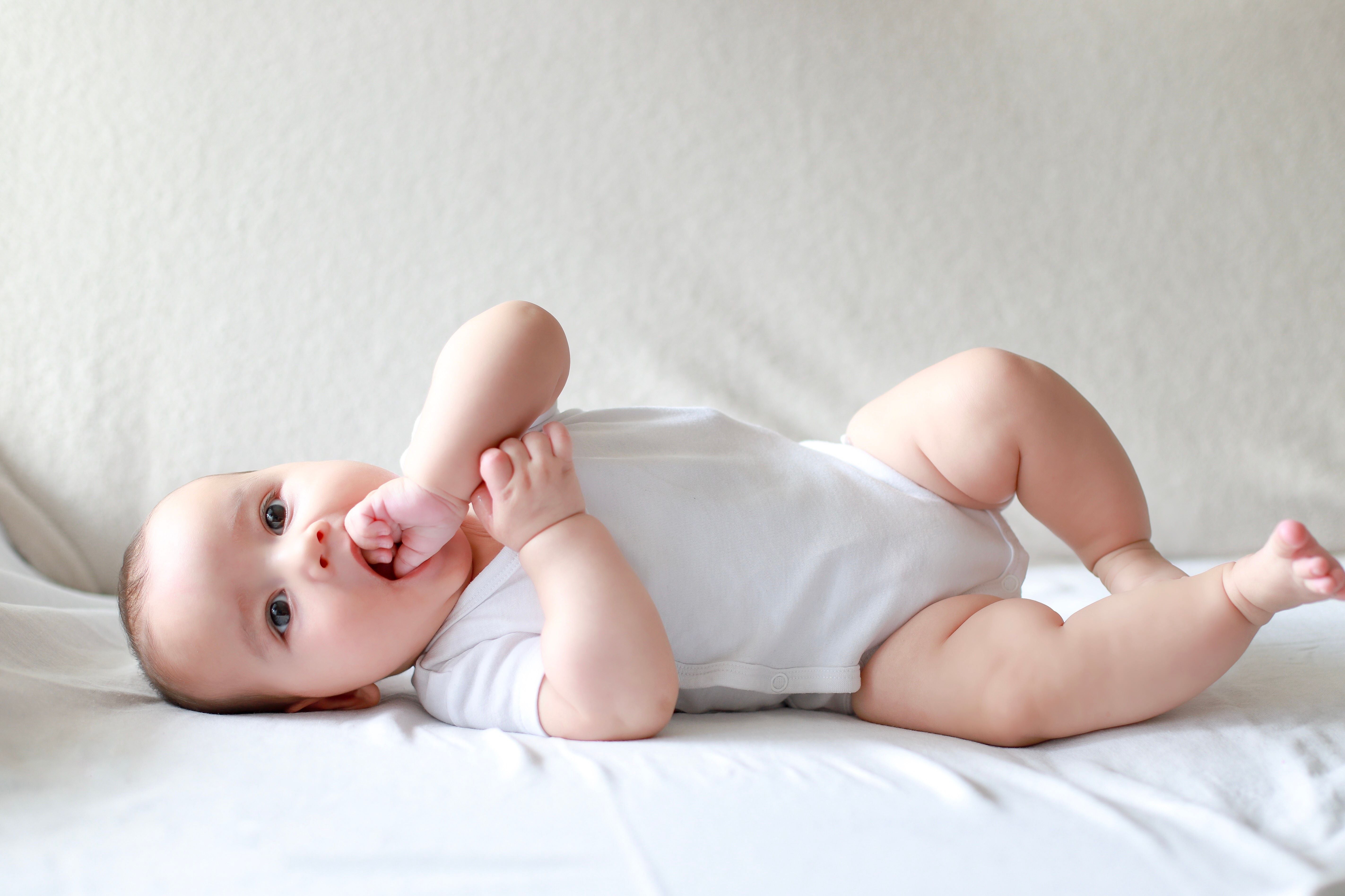 Cues Your Baby Is Hungry – Grow Organic Baby